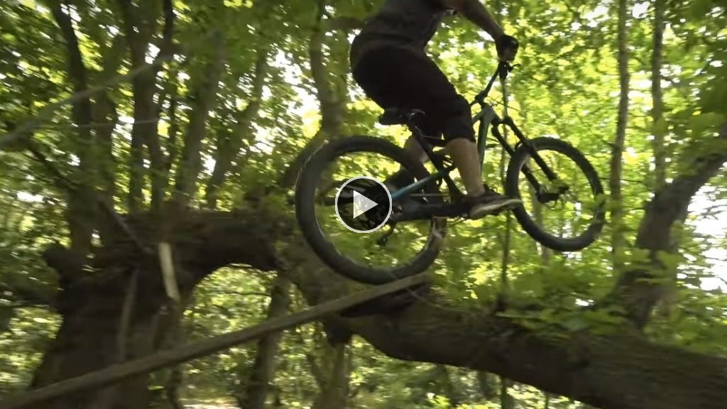 Building MTB Freeride Jumps & Trails | IMB | Free Mountain Bike ...