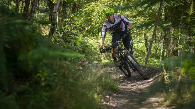 Mountain Bike Terrain Technique | IMB | Free Mountain Bike Magazine Online