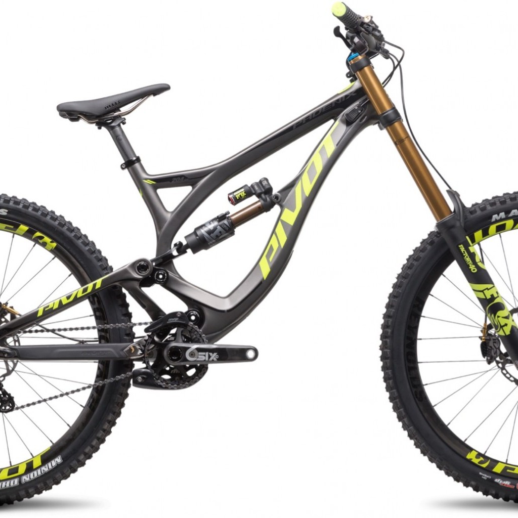 2018 Pivot Phoenix Carbon DH: New Colours, Same Fast, Same Strong | IMB ...