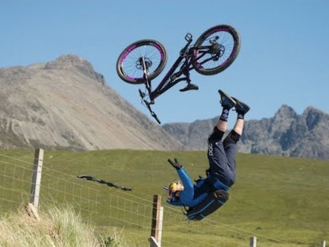 Wipeout Wednesday Is Back! | IMB | Free Mountain Bike Magazine Online