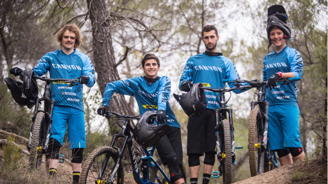 Canyon Factory Enduro Racing Unveils 2018 Roster | IMB | Free Mountain ...